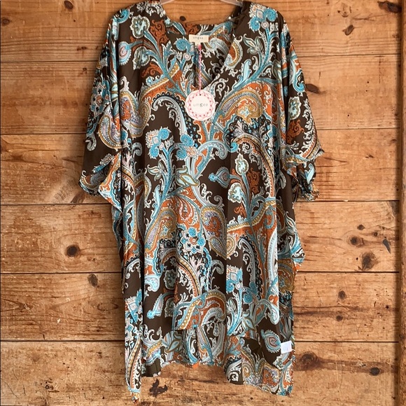 Umgee | Tops | Umgee Paisley Top Nwt | Poshmark